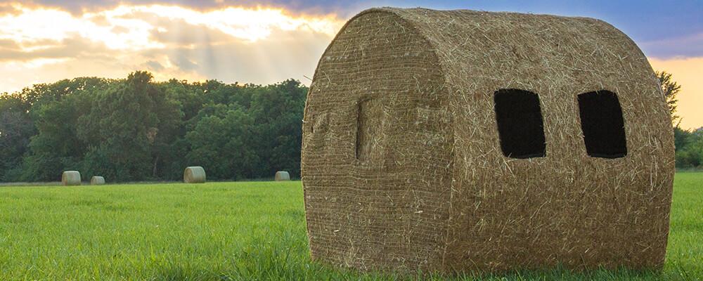Hay Bale Blinds for Deer and Turkey Hunting | Redneck Blinds