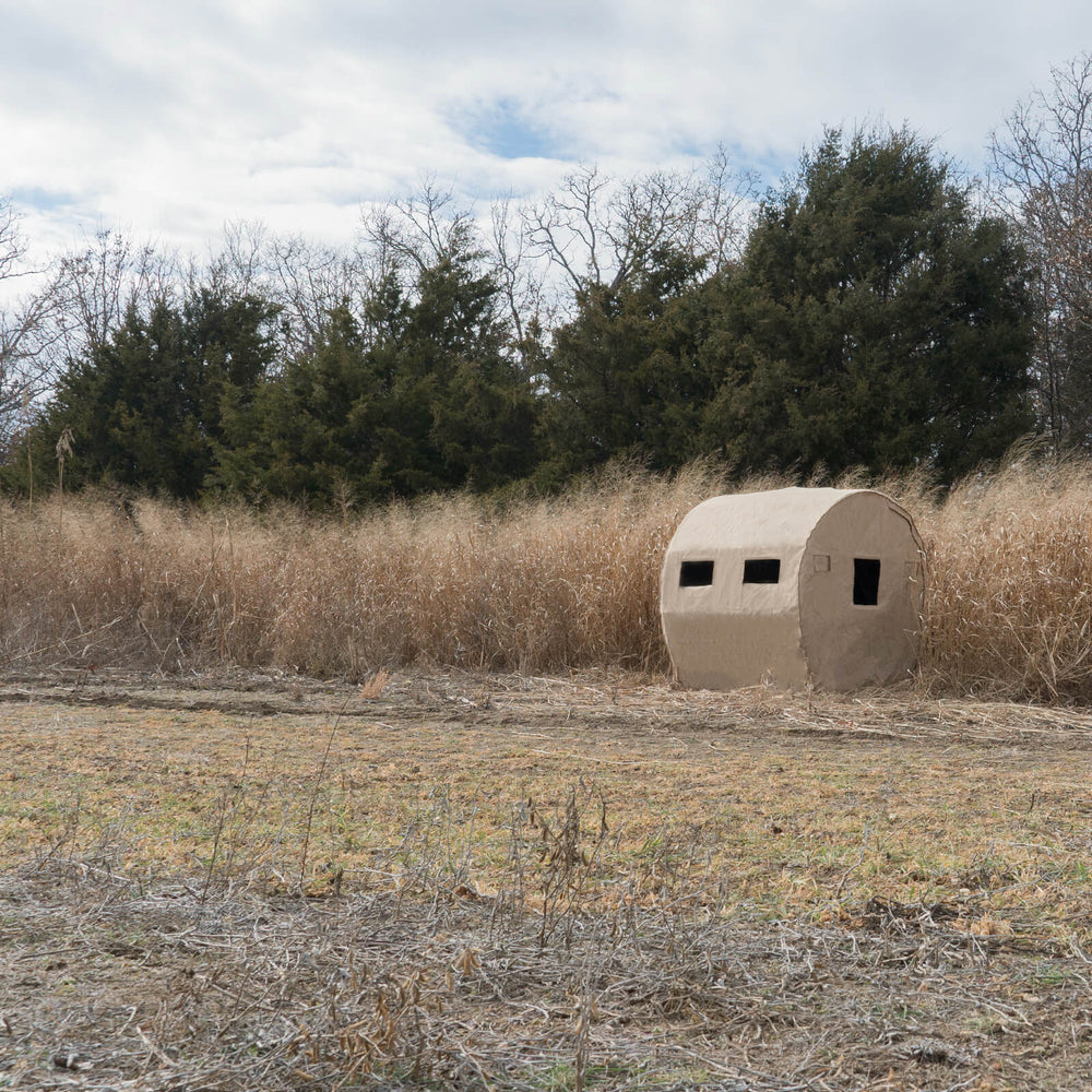 Outfitter HD Burlap Bale Blind - Redneck Blinds